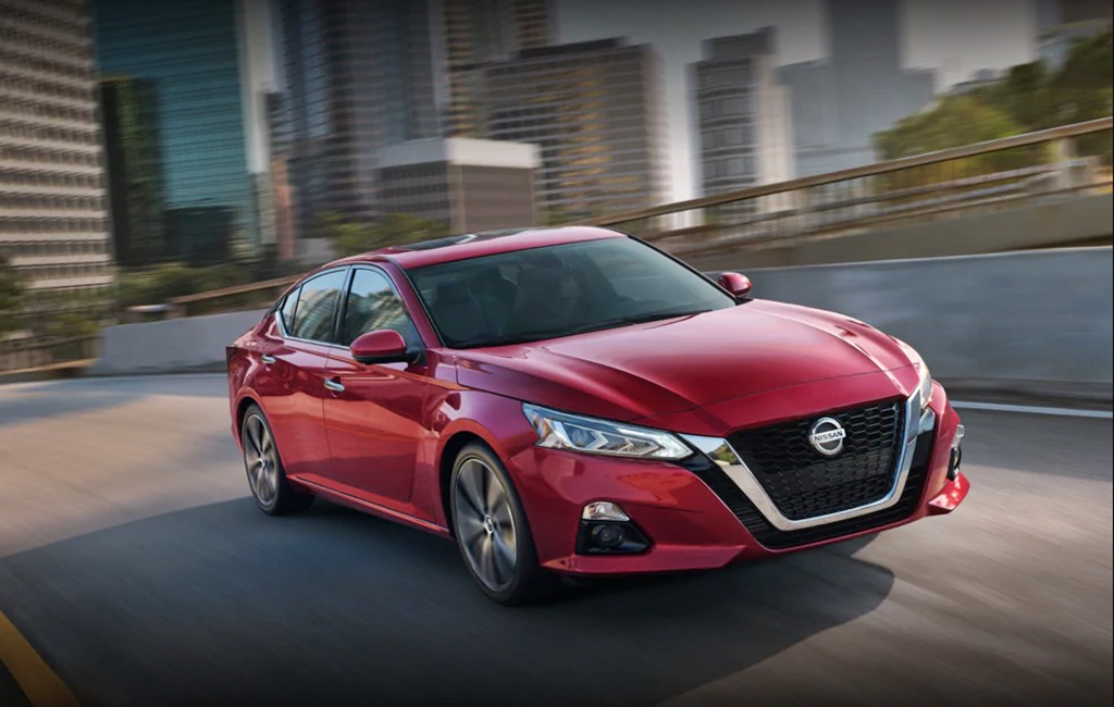 Nissan lidera el mercado nacional durante 2020 - Alianza Automotriz