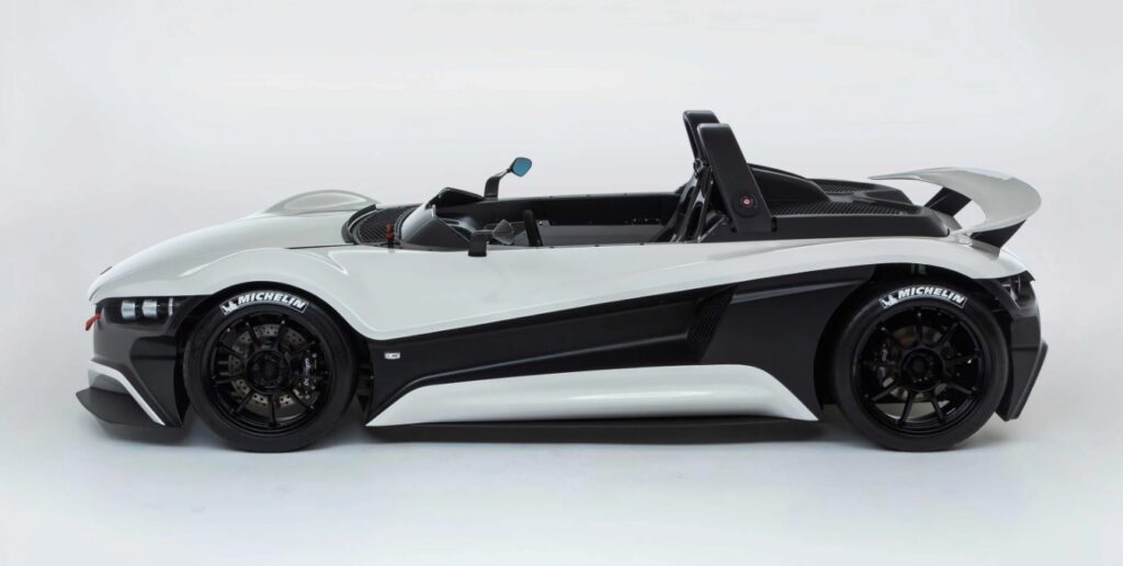 VUHL, diez años de superar retos - Alianza Automotriz