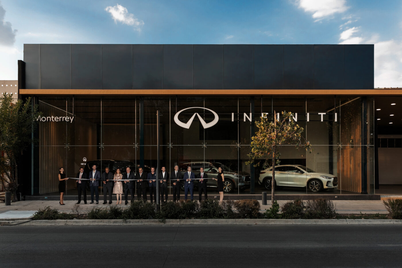 INFINITI estrena imagen - Alianza Automotriz