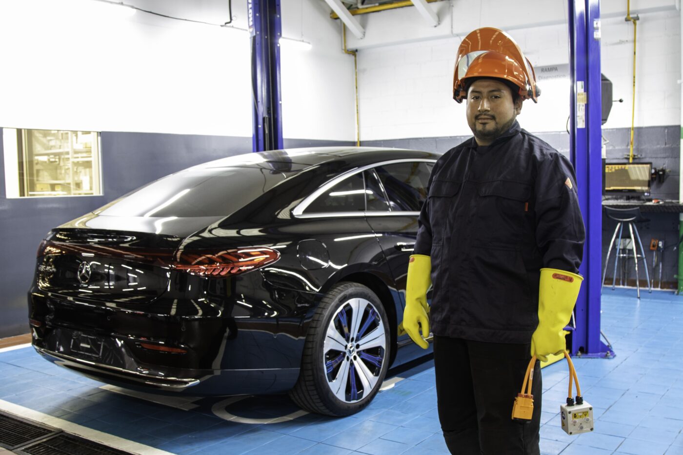 El futuro nos alcanzó: Reparación de híbridos y eléctricos - Alianza ...